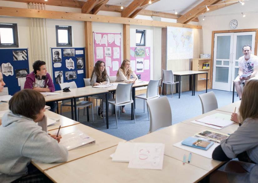 Bell Bloxham Summer Language School (Oxford, United Kingdom)