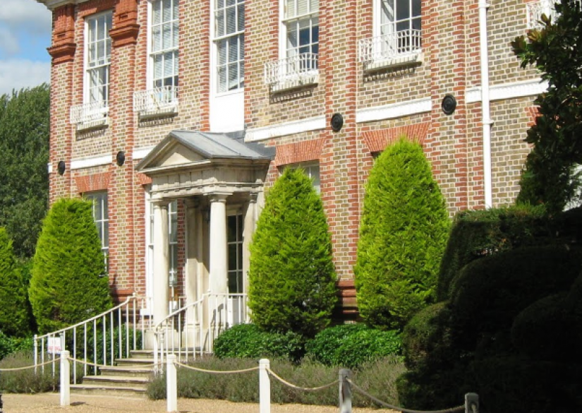 TASIS the American International School in England (near London, United ...