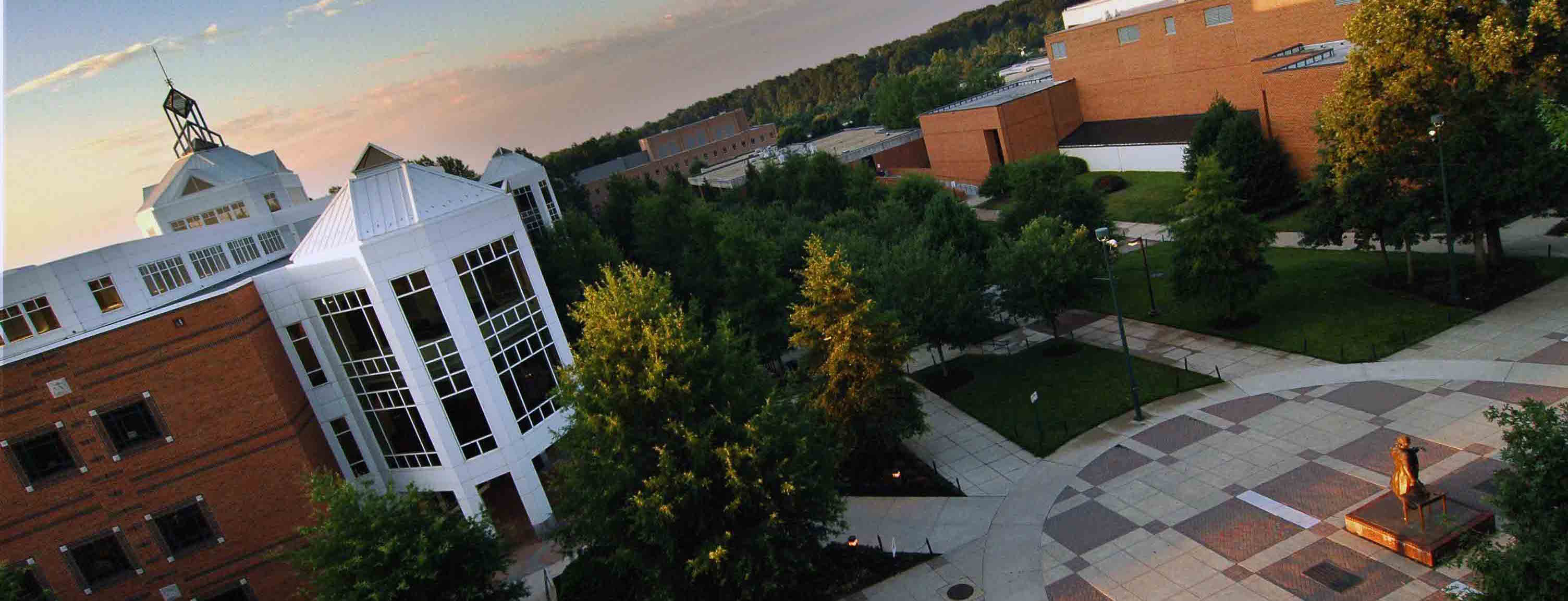 INTO George Mason University (Fairfax, Virginia, USA) - apply, prices ...