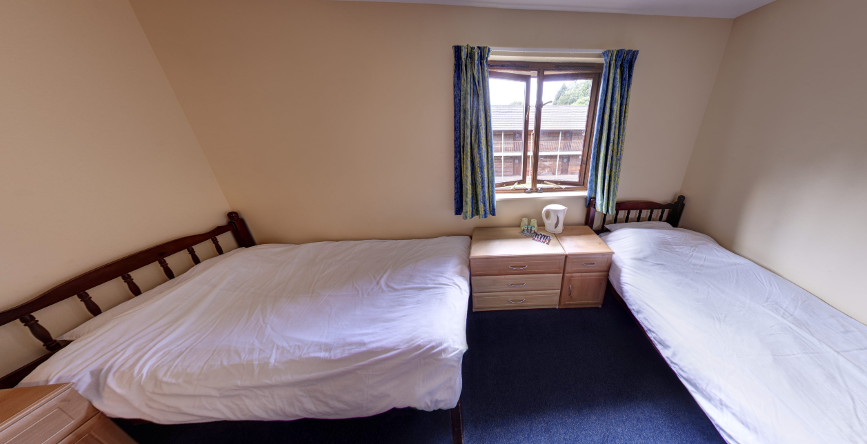 Summer camp PGL Marchants Hill (Surrey, United Kingdom) - apply for a ...