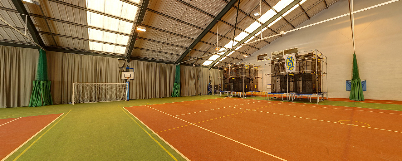 Summer camp PGL Windmill Hill (Sussex, United Kingdom) - apply for a ...