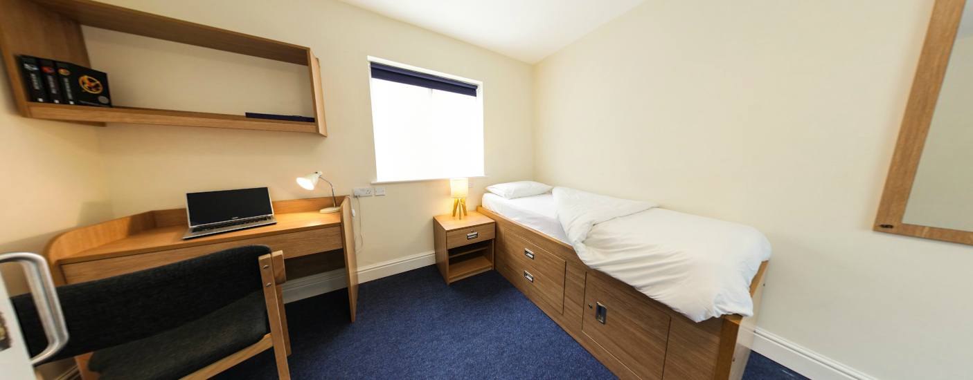 Brooke House College with Football Academy Brooke house College