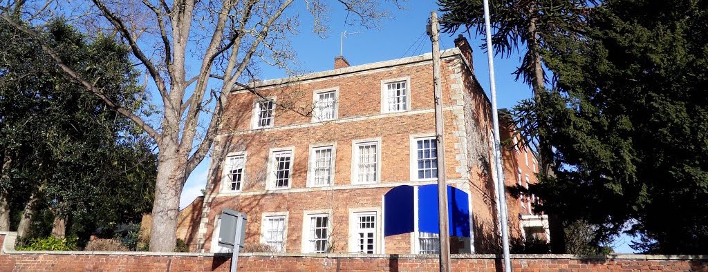 Brooke House College with Football Academy Brooke house College