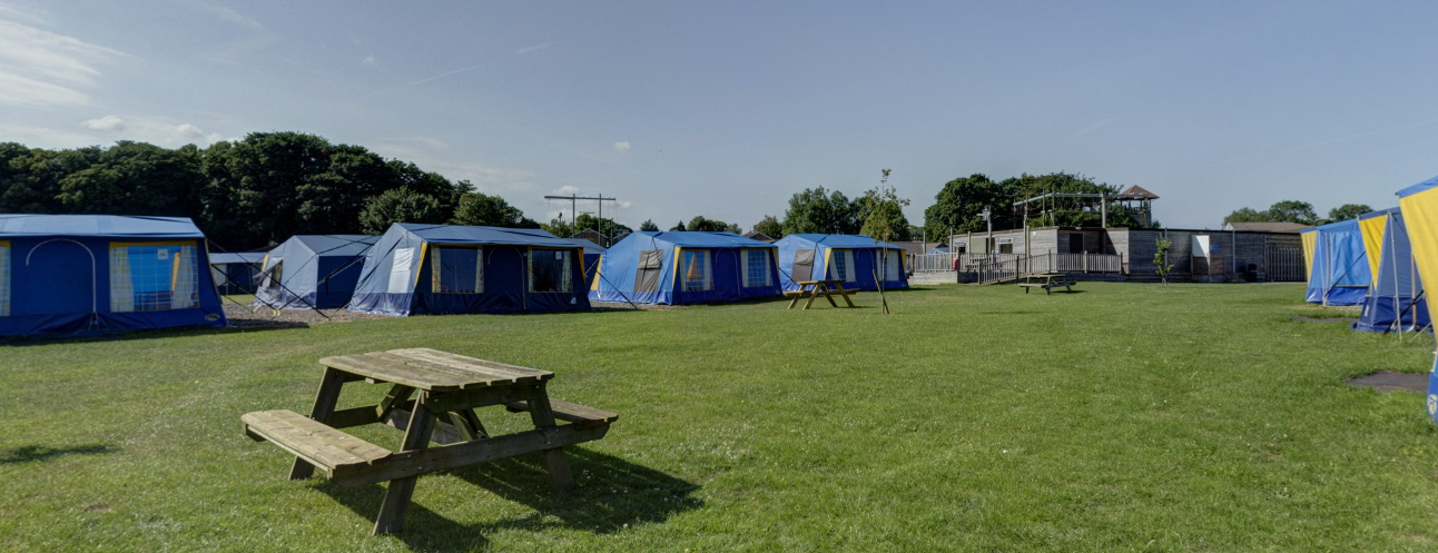 Summer camp PGL Caythorpe Court (Grantham, United Kingdom) - apply for ...