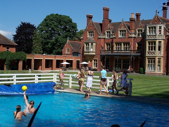 Box Hill Private School (Surrey, United Kingdom) - apply, prices ...
