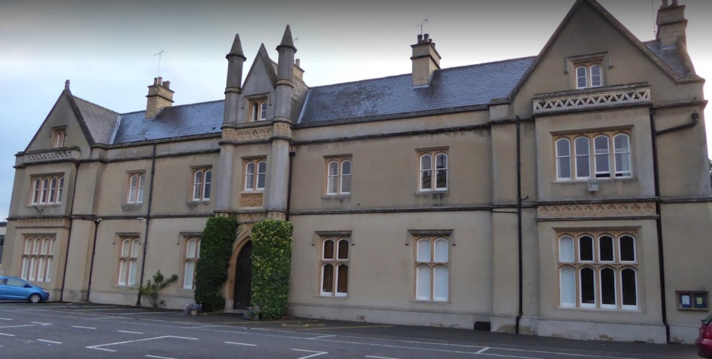 Thornton College (Oxford, United Kingdom) - apply, prices, reviews | Smapse