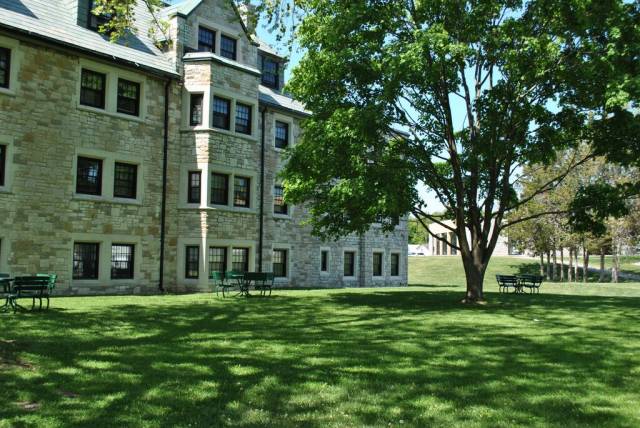 Albert College (Belleville, Ontario, Canada) - apply for a camp, prices ...