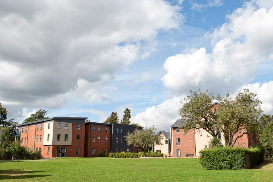 Queen Anne's School (Reading, United Kingdom) - apply, prices, reviews ...