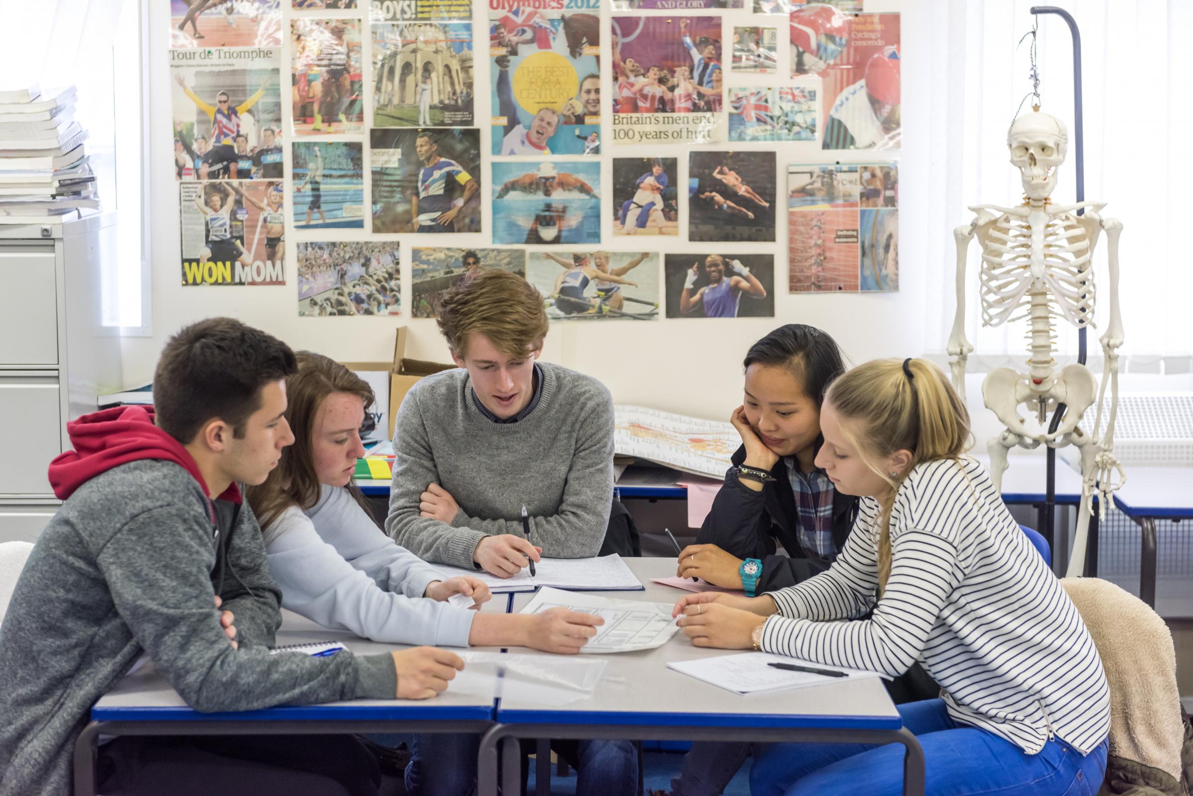 Varndean College (Brighton, United Kingdom) - apply, prices, reviews ...