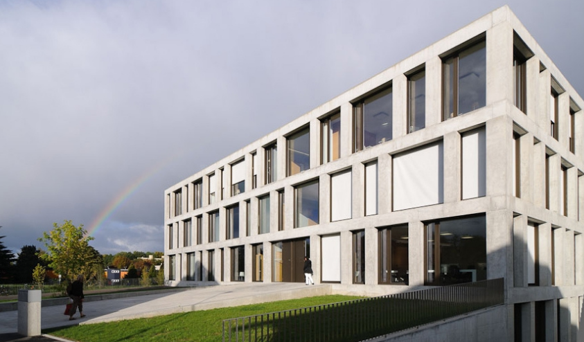 College Du Leman (Geneva, Switzerland) - apply for a camp, prices ...
