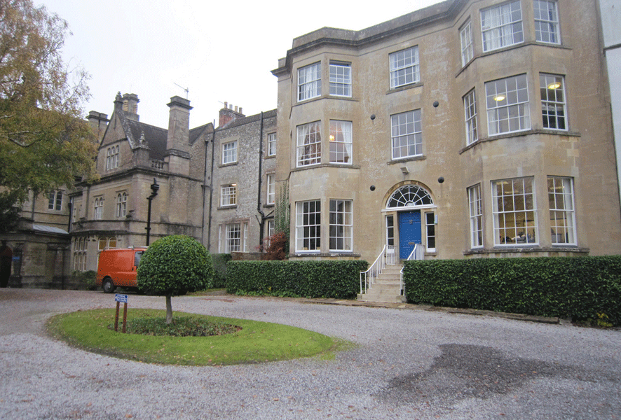 Warminster School (Bath, United Kingdom) - apply, prices, reviews | Smapse