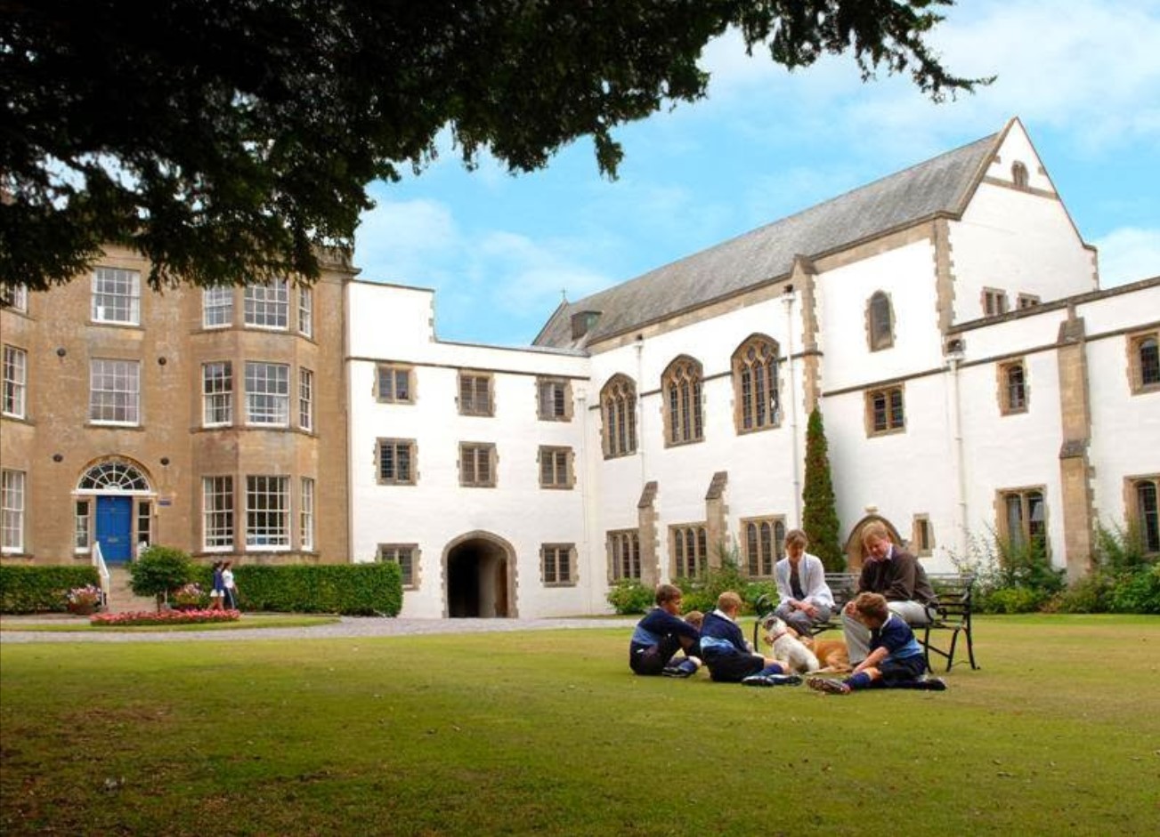 Warminster School (Bath, United Kingdom) - apply, prices, reviews | Smapse