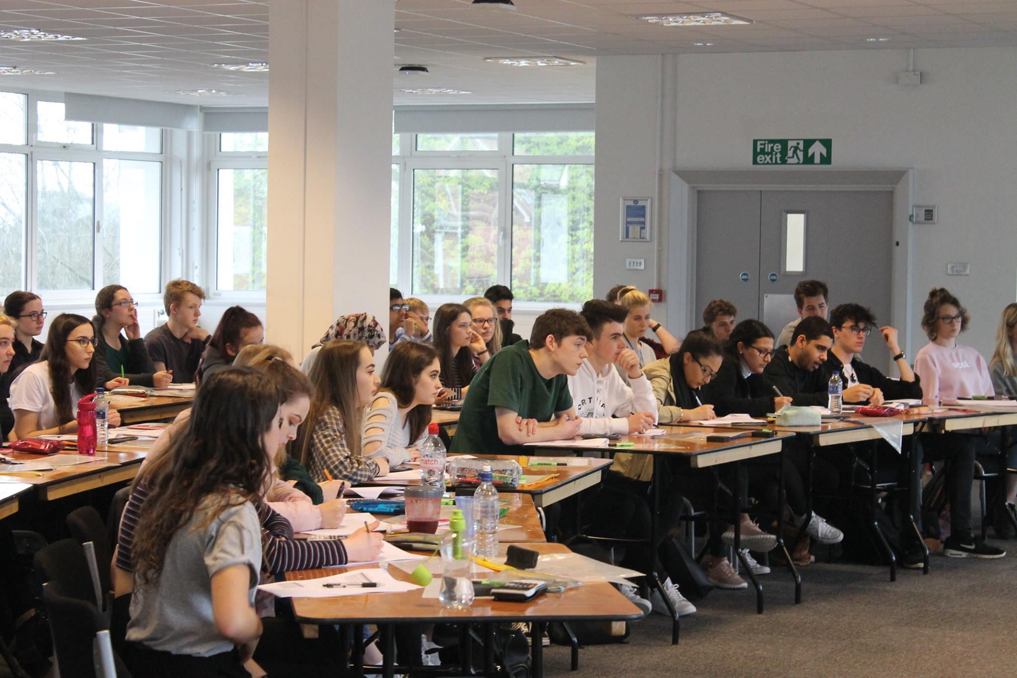 Worthing College (Brighton, United Kingdom) - apply, prices, reviews ...