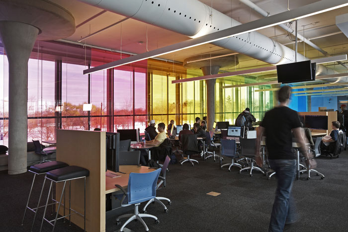 Mohawk College (Toronto, Ontario, Canada) - apply, prices, reviews | Smapse