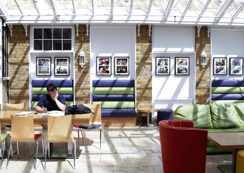 TASIS England Summer School Program (near London, United Kingdom)