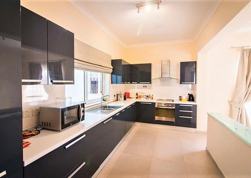 EC Malta English School (St. Julian's, Malta)