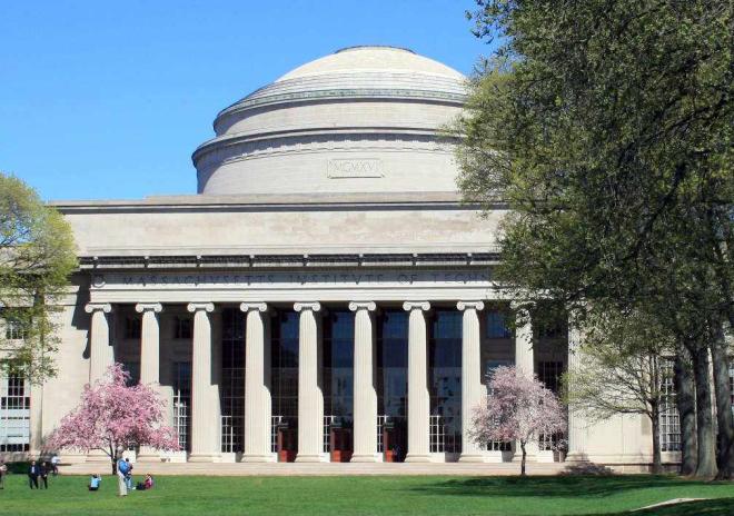Massachusetts Institute of Technology (MIT) (Boston, Massachusetts, USA)
