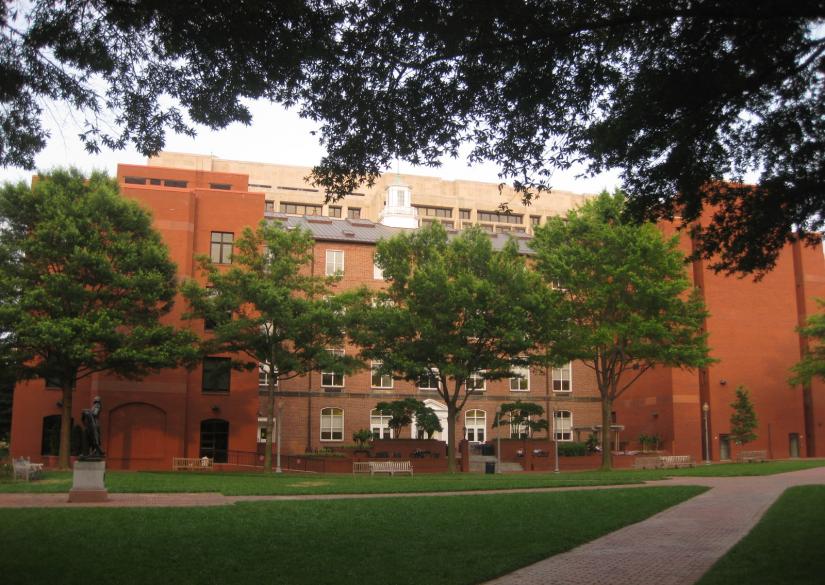 George Washington University (GWU) (Washington, USA)