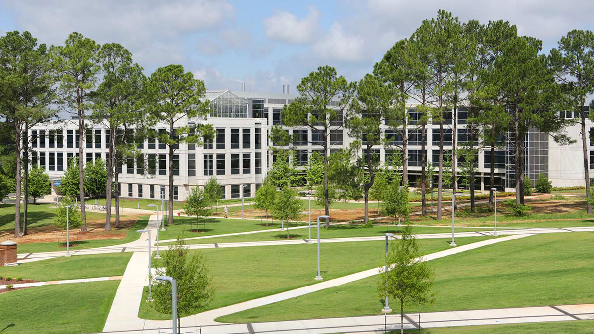 University of Alabama Huntsville (UAH) (Huntsville, Alabama, USA ...