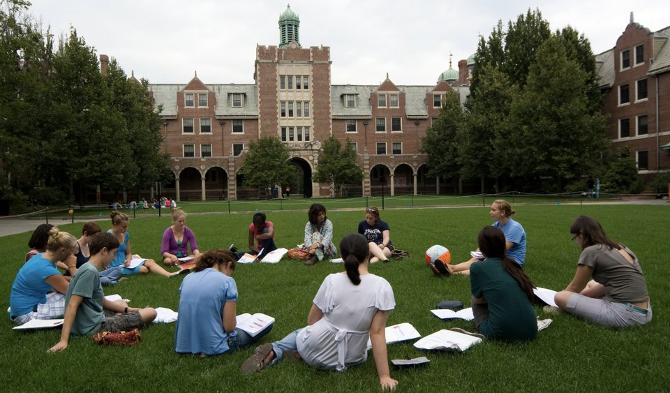 Wellesley College (WC) (Wellesley, USA) - apply, prices, reviews | Smapse