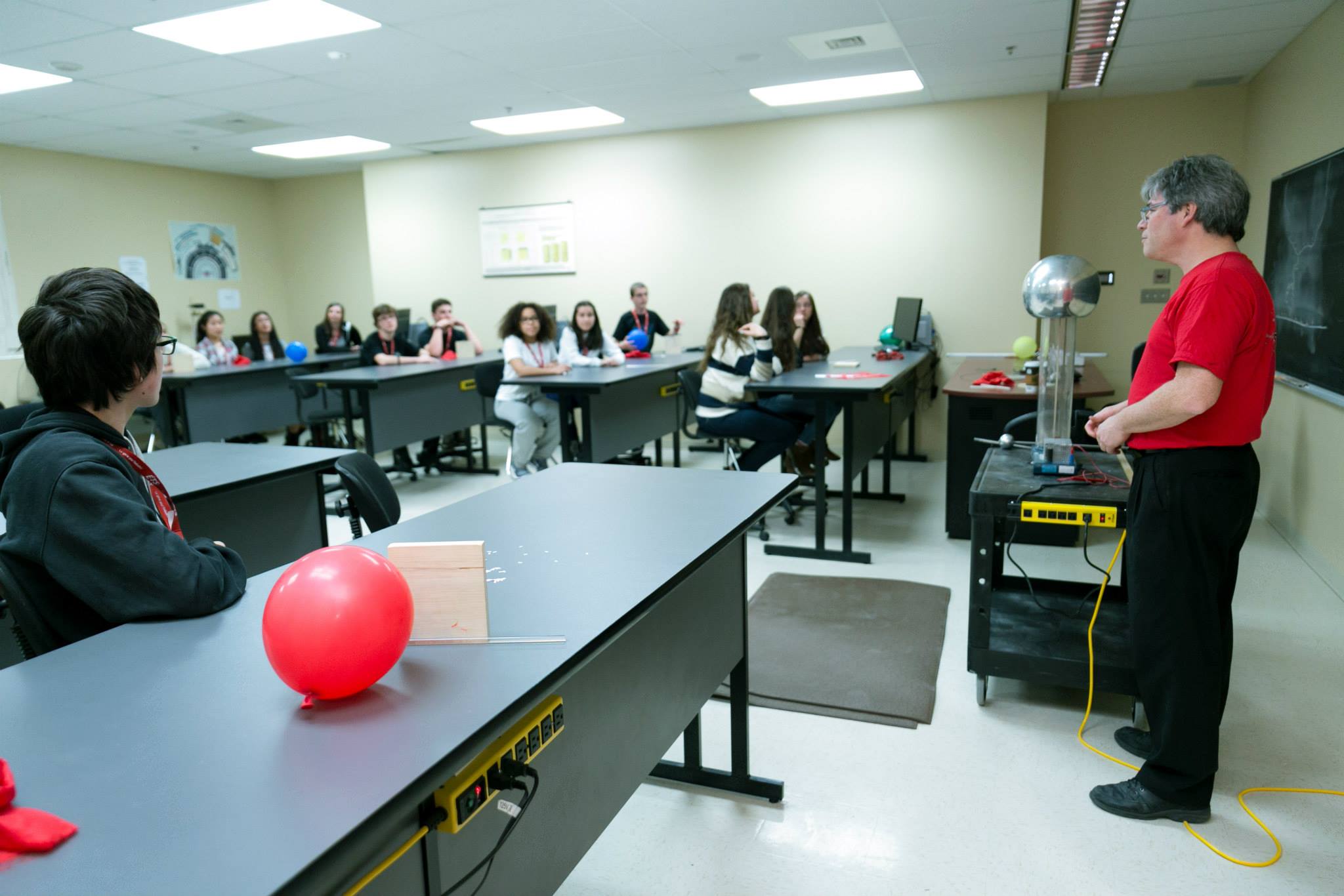 École de Technologie Supérieure (ÉTS) Higher Technical School (Montreal ...