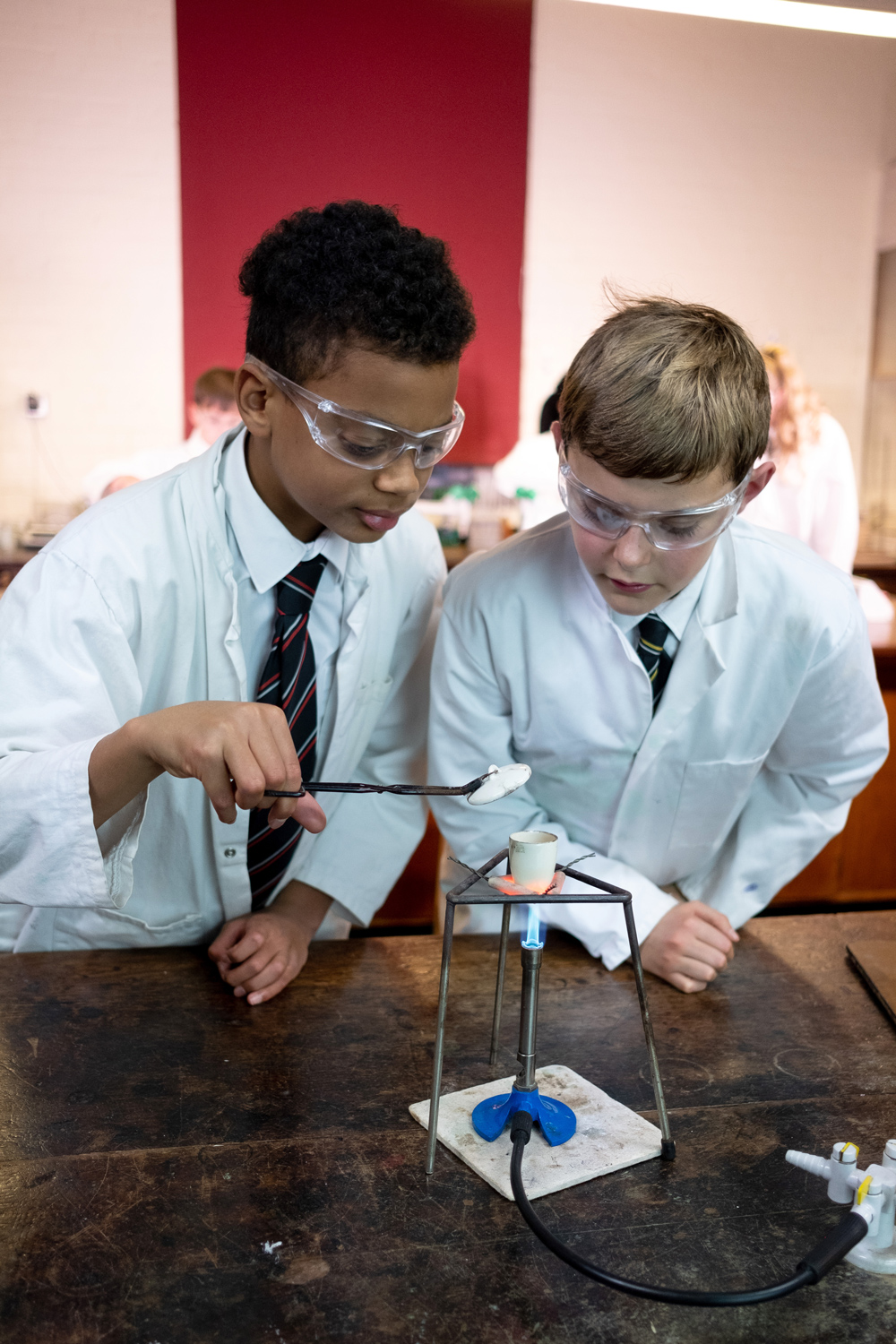 Lucton School (Herefordshire, United Kingdom) - apply, prices, reviews ...