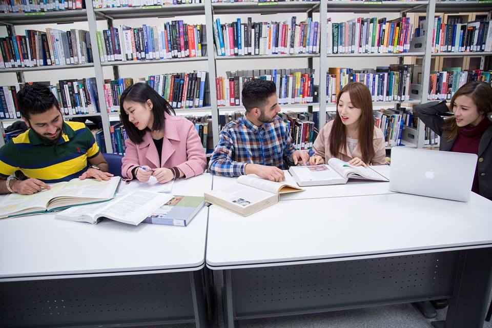 Alexander College (Vancouver, British Columbia, Canada) - apply, prices ...