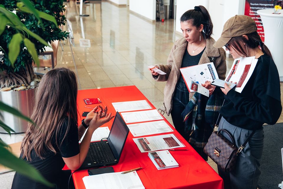 Modul University (Vienna, Austria) - apply, prices, reviews | Smapse