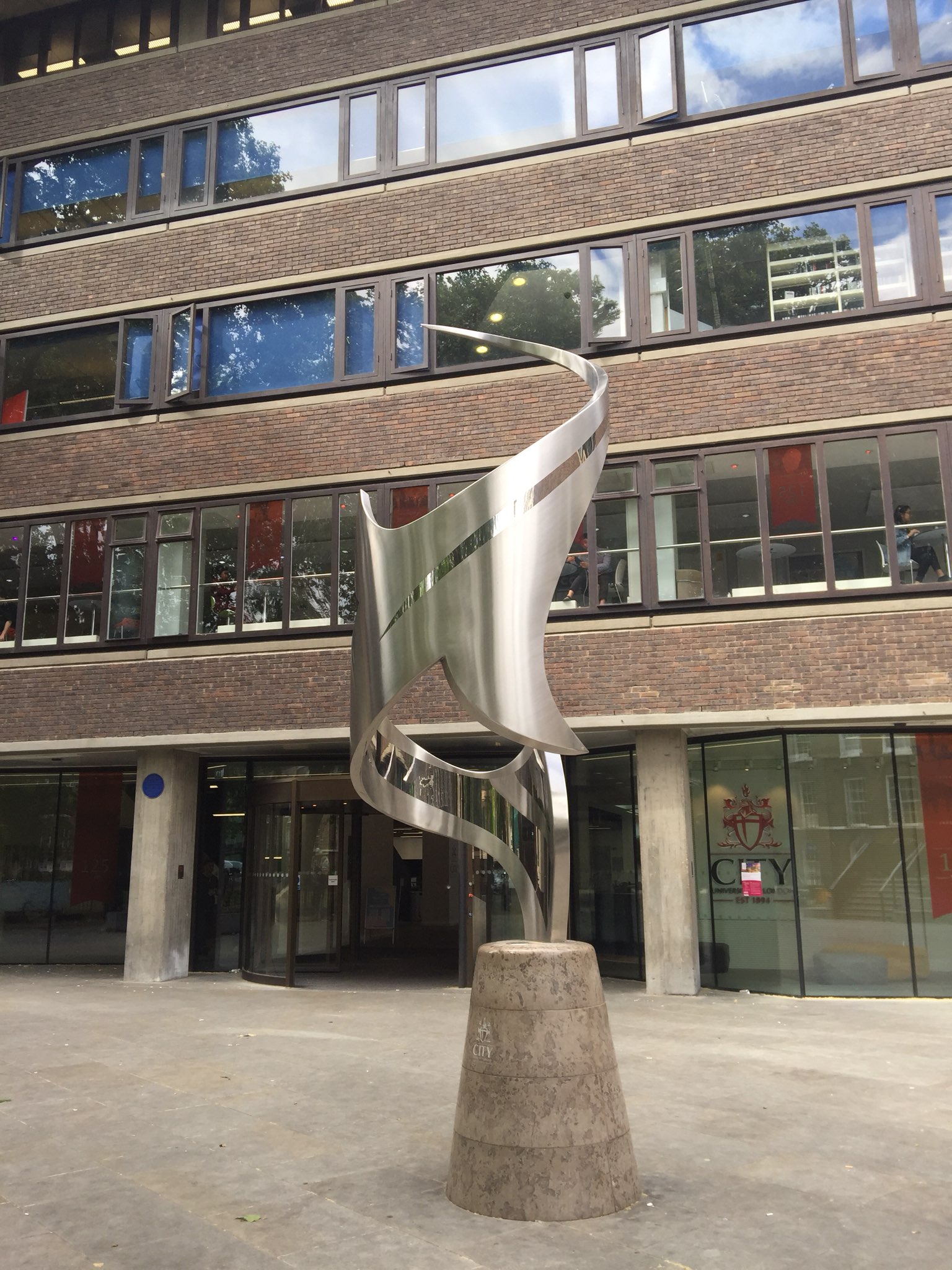 City University London (London, United Kingdom) - apply, prices ...