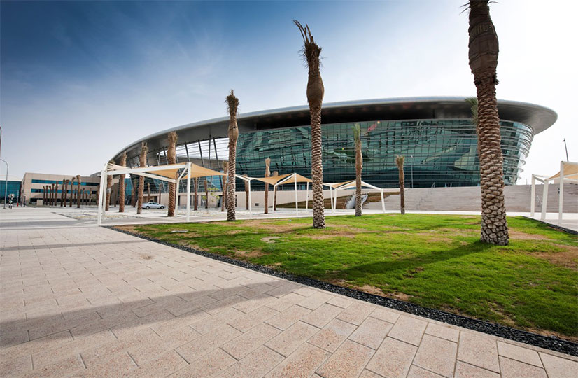 Zayed University (Dubai, United Arab Emirates) - apply, prices, reviews ...