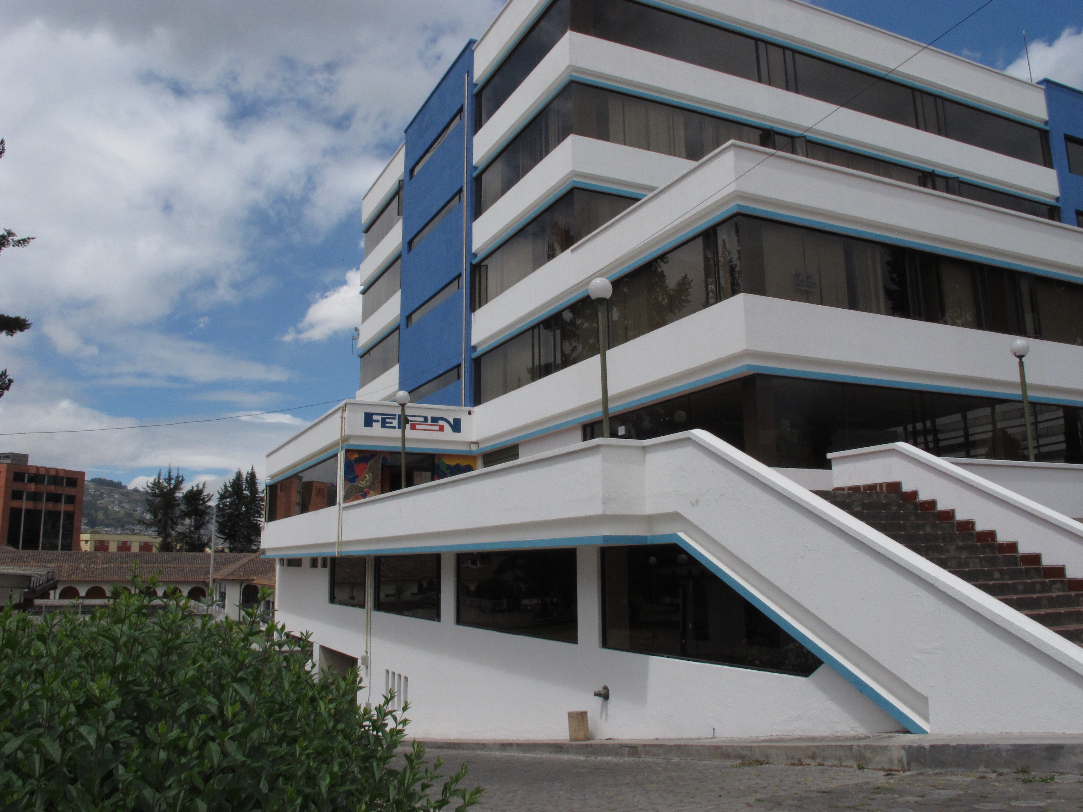 Escuela Politecnica Nacional (National Polytechnic School) (Quito ...