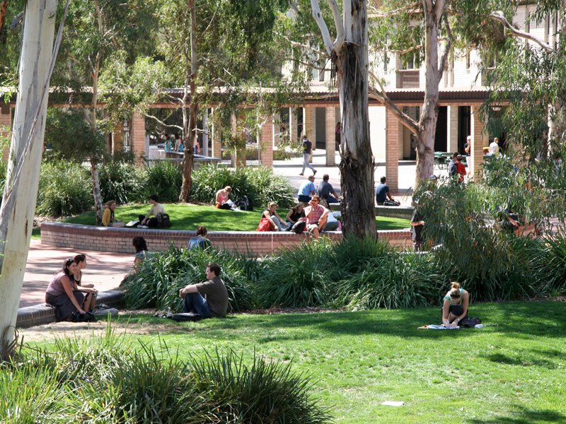 University of Canberra College (Canberra, Australia) - apply, prices ...