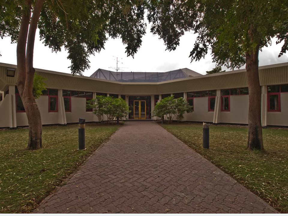 Emirates Aviation University (Dubai, United Arab Emirates) - apply ...