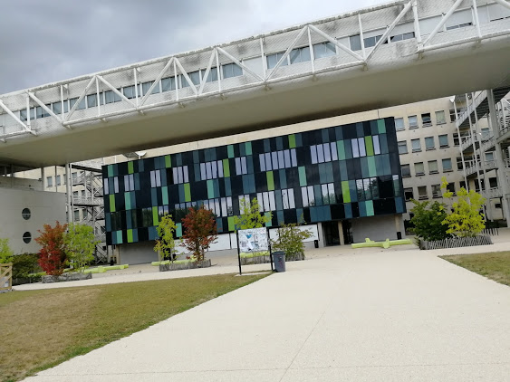 Universite de Bourgogne (Bezanson, France) - apply, prices, reviews ...