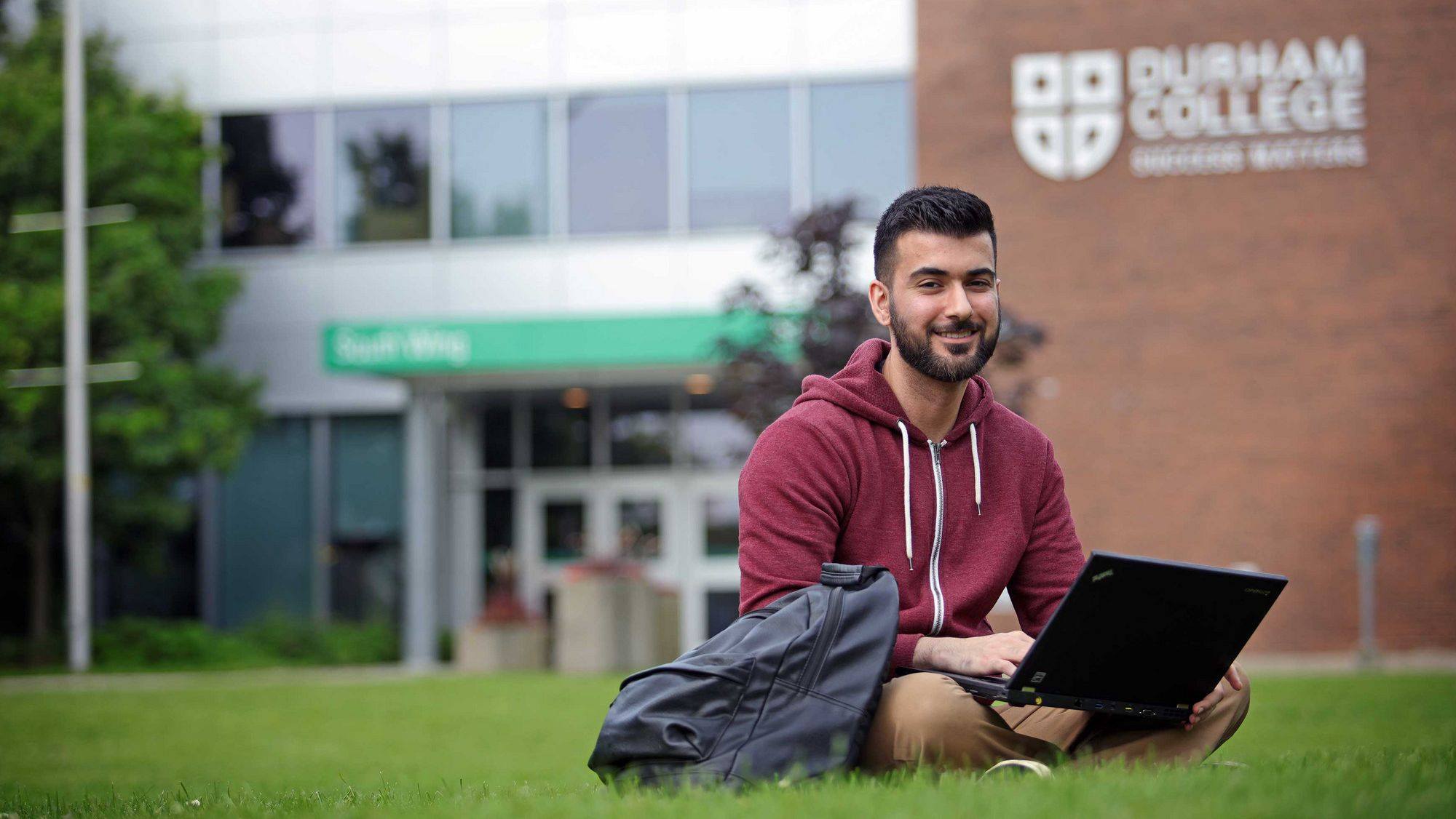 Durham College (Oshawa, Canada) - apply, prices, reviews | Smapse