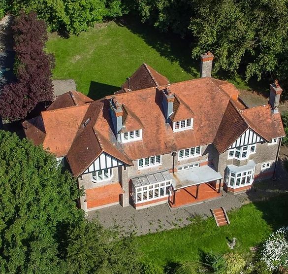Castle School Pembrokeshire (Swansea, Wales)